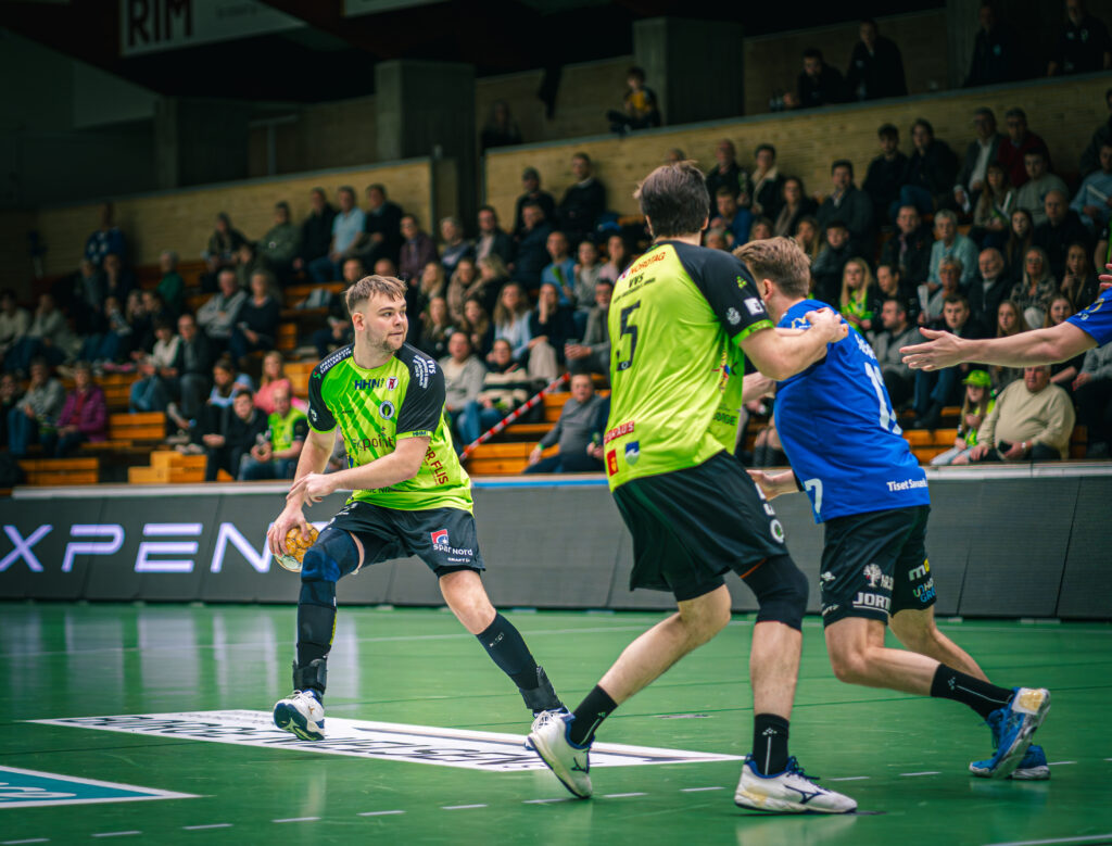 Spilintelligent bagspiller forlænger med Nordsjælland Håndbold ...