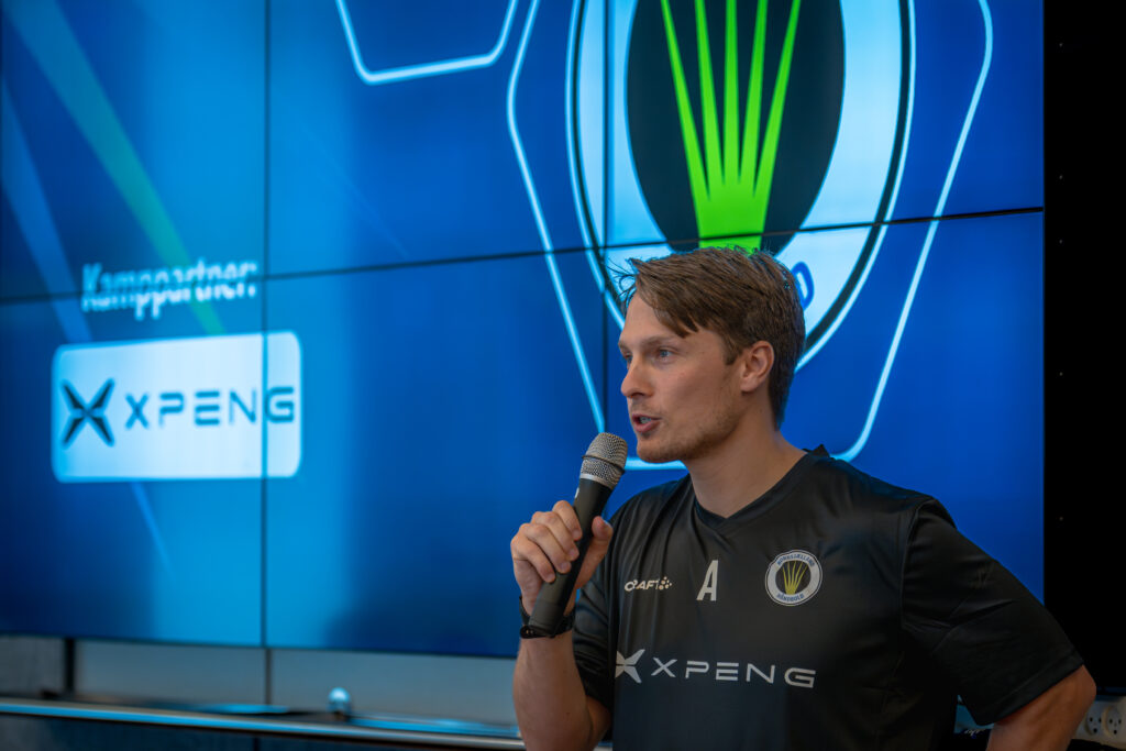 Fest og farver over første hjemmekamp - Nordsjaelland Haandbold